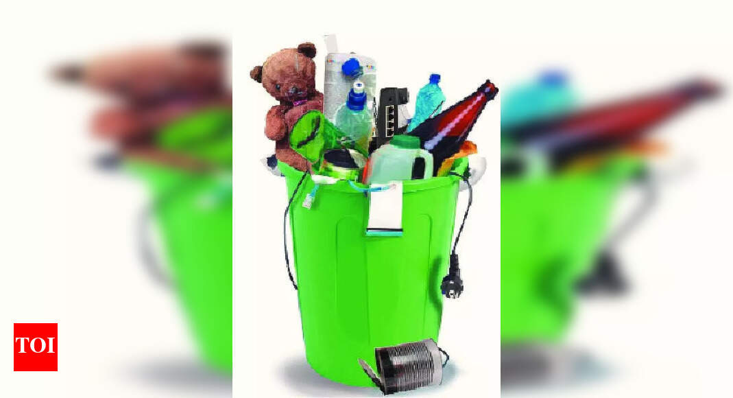 MCD’s Daily Waste Clearing Rises 1k Tonnes | Delhi News - Times of India