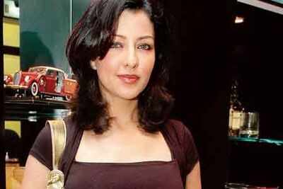 I don't understand the fuss about being a glam mom: Aditi Govitrikar ...