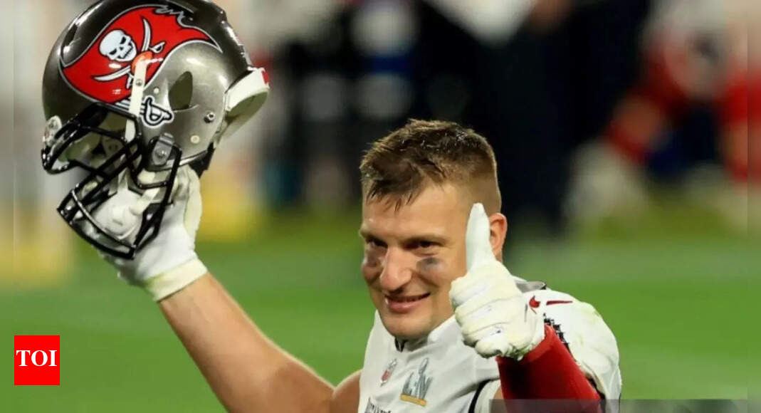 Patriots legend Rob Gronkowski announces one-day deal to retire in New England | NFL News ...