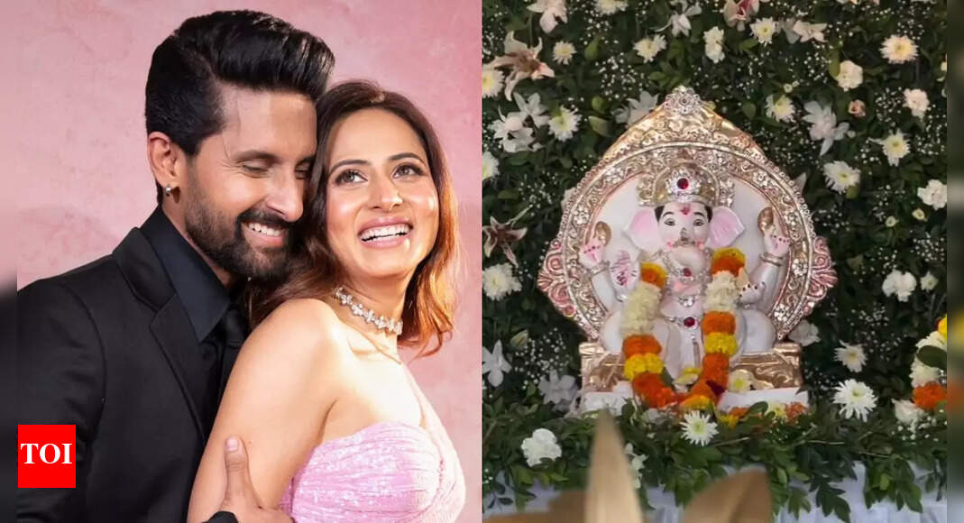 Ravi Dubey and Sargun Mehta welcome Bappa in their new home; names it ‘Saubhagya’ | - Times of India