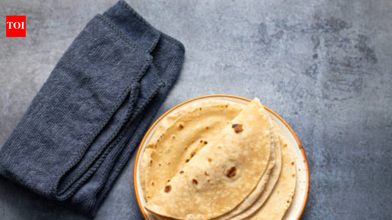 This viral hack keeps rotis soft for 24 hours