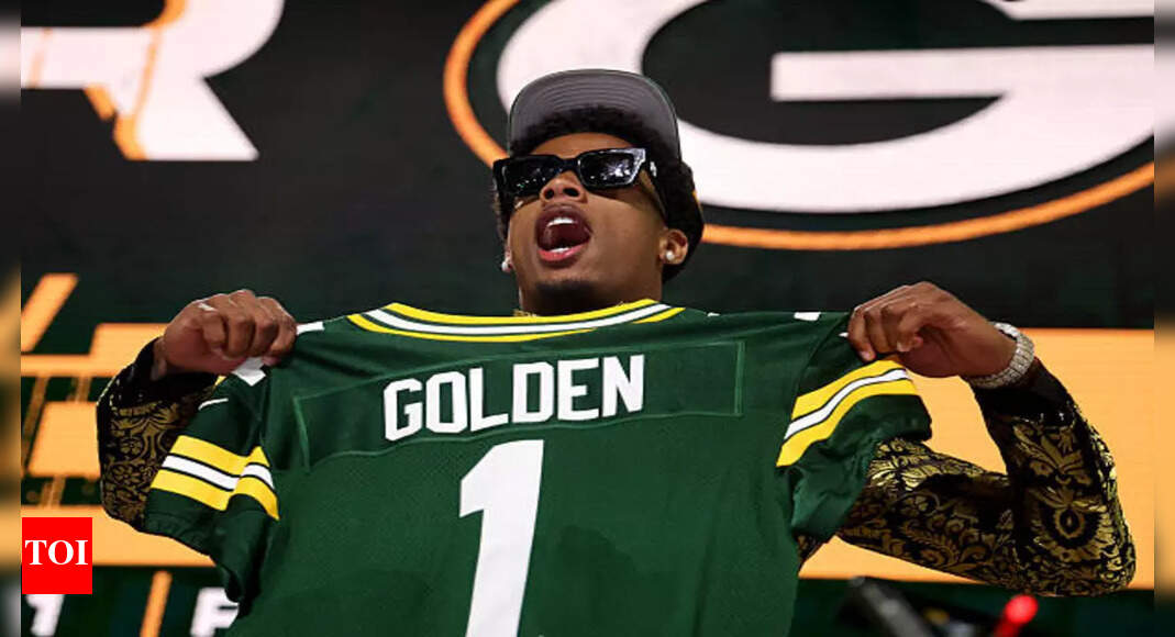 Matthew Golden makes Packers history as first to wear Jersey no. 0 ...