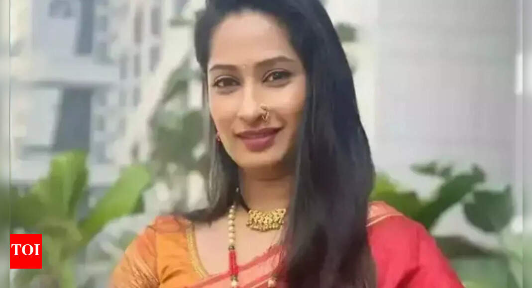 Marathi actor Priya Marathe dies at 38 after battling cancer | Mumbai ...