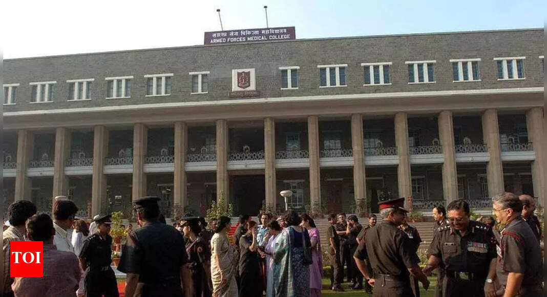 Maj Gen Atul Seth takes charge as AFMC dean | Pune News - The Times of ...