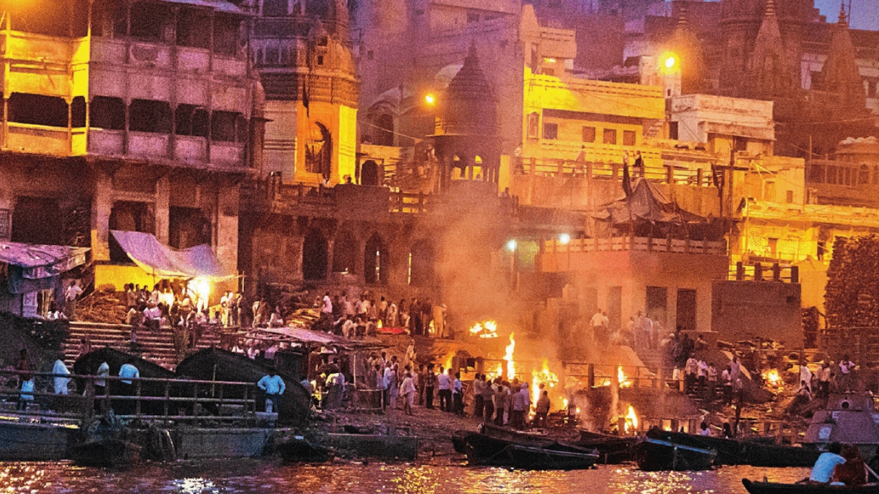 Harishchandra Ghat Photos
