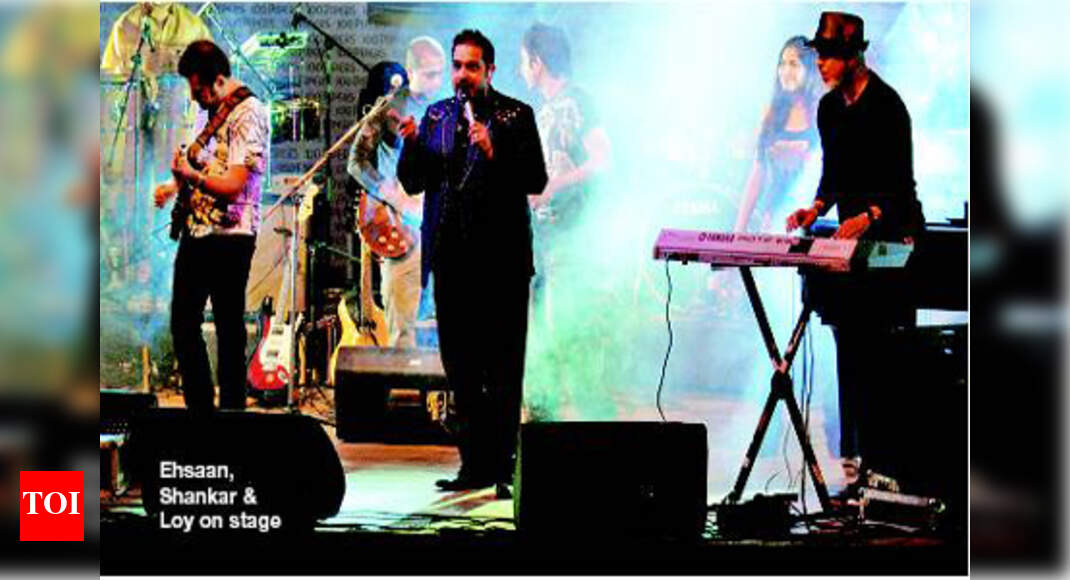 Shankar-Ehsaan-Loy live in concert at Kalamandir in Kolkata | Hindi ...