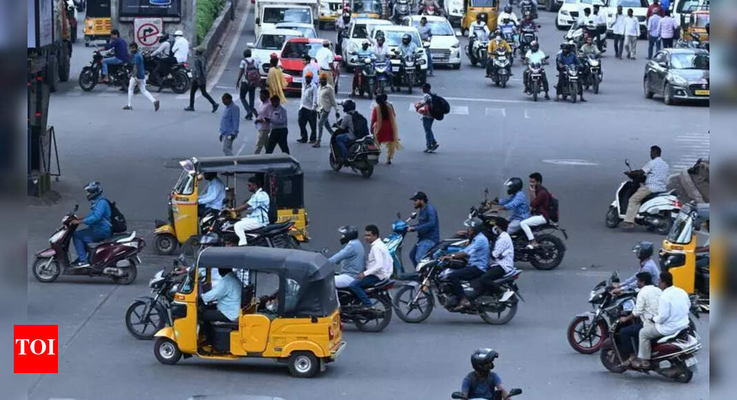 Rule-breakers, poor traffic control put Hyd on top in junction crashes ...