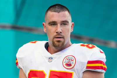 Will Travis Kelce play against the Los Angeles Chargers tonight? Latest ...