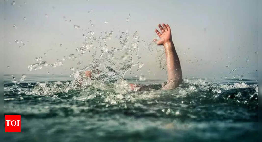 Two-year-old boy drowns in pit filled with rainwater | Indore News ...