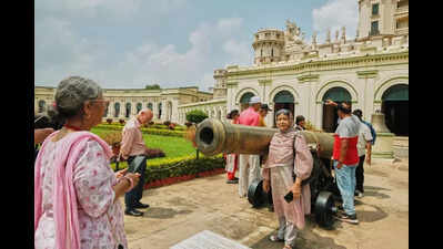 Heritage enthusiasts walk down history at La Martiniere College ...