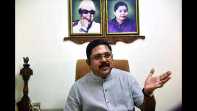 TTV says Nainar’s ‘arrogance’ forced them out of NDA | Chennai News - The Times of India