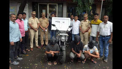 Mumbai: Police bust chain-snatching gang from Uttar Pradesh, arrest three history-sheeters who ...
