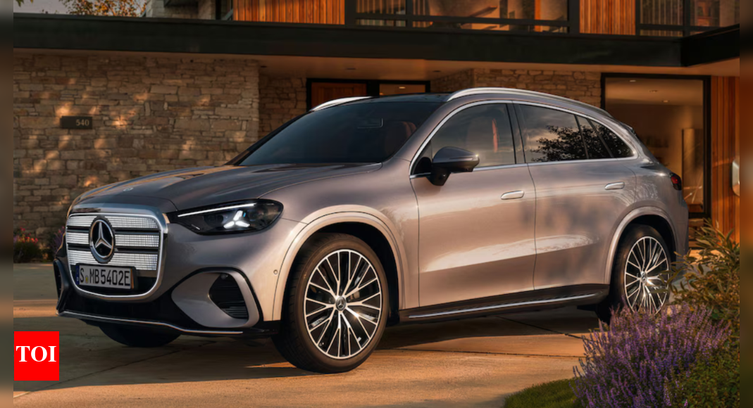 Mercedes-Benz GLC EV revealed with 713 km range: Gets 39.1-inch touchscreen! - The Times of India