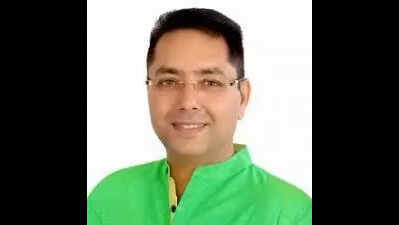 ‘SDRF gives peanuts for compensation’: Minister Aman Arora; Cheema ...