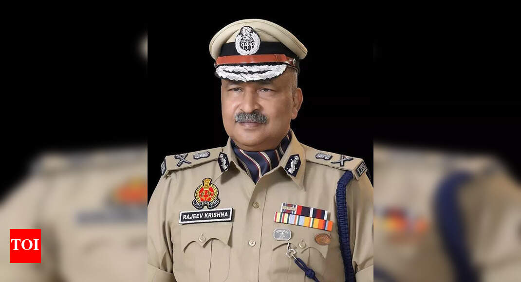 DGP launches training of 60,000 constables, online portal for force ...