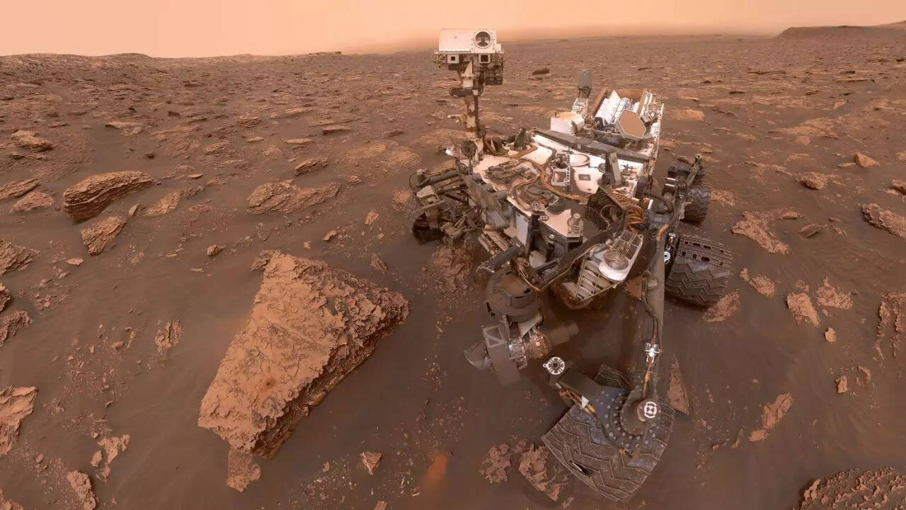 NASA finds 'clearest sign' yet of life on Mars in crater rock | - The ...