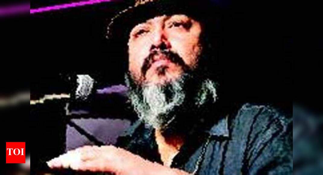 Monojit delights the guests at Someplace Else | Events Movie News ...