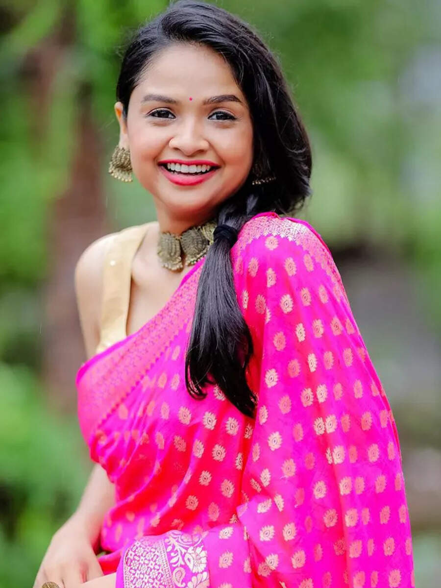 Apurva Gore shines in graceful draped sarees | Times of India