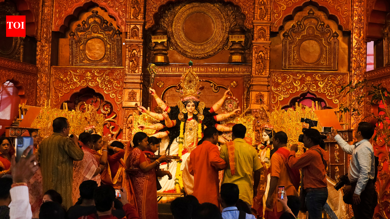 4 famous Devi temples in Delhi and their food offerings