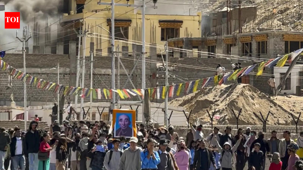Ladakh Protest Live Updates: 'Leh violence under control', says L-G ...