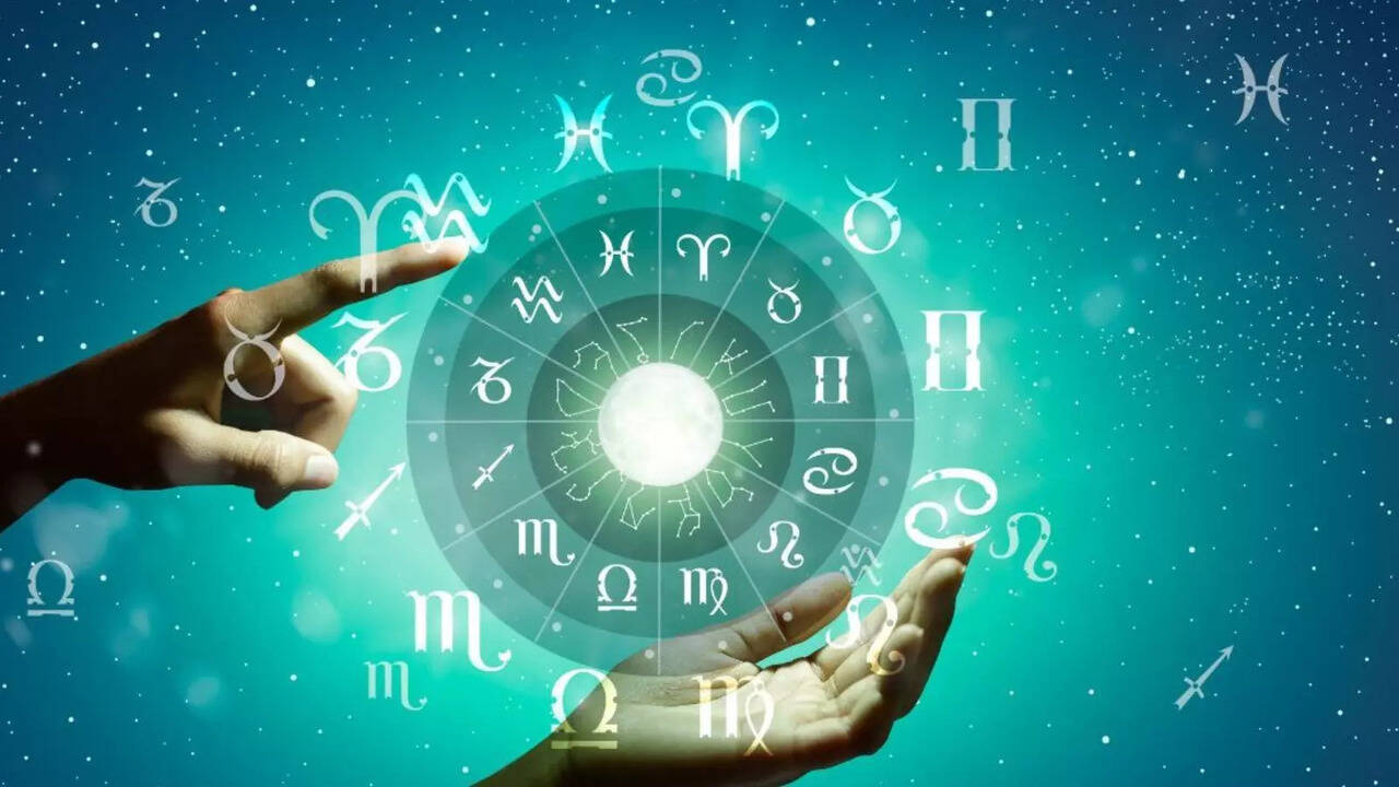Horoscope Today: What The Stars Reveal For Your Zodiac Sign | Aaj Ka Rashifal 8th October 2025