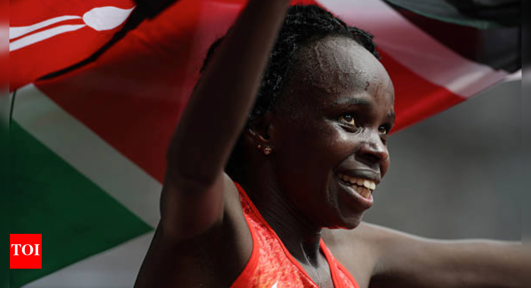 Valencia Marathon 2025: Kenyan runner Peres Jepchirchir headlines a ...