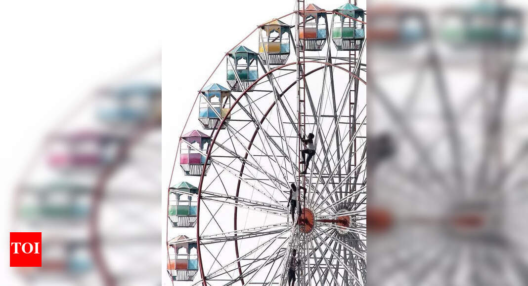 Kids must be 120cm tall to ride ferris wheels, say govt’s new rules ...