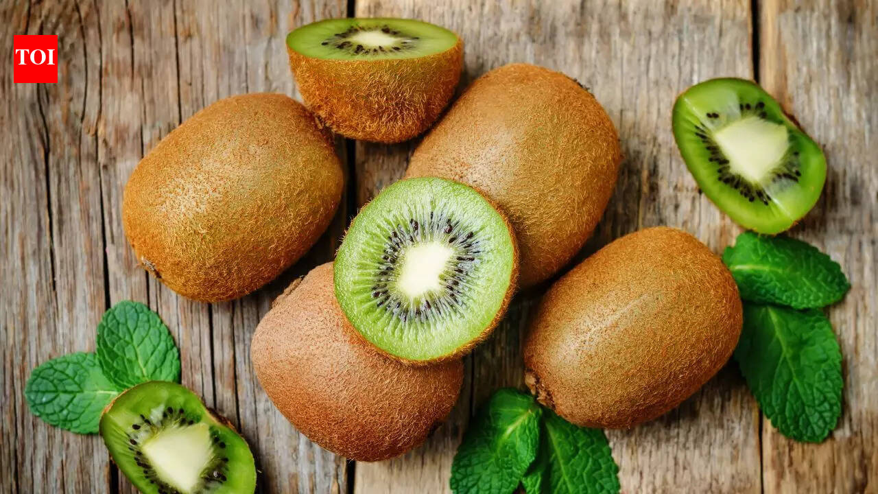 Kiwi Health Benefits: Healthy heart, better digestion, AND... The many ...