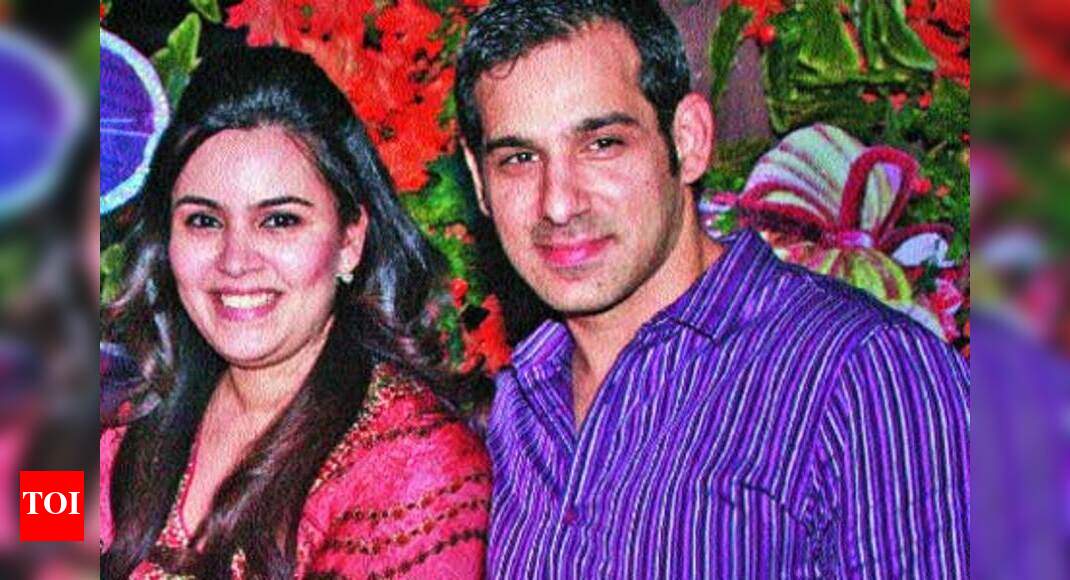 Raaina and Ruhani's lavish b'day bash | Events Movie News - Times of India