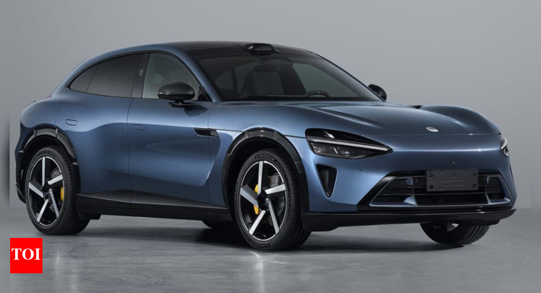 Fatal 'car crash' that sent Xiaomi shares tumbling - The Times of India