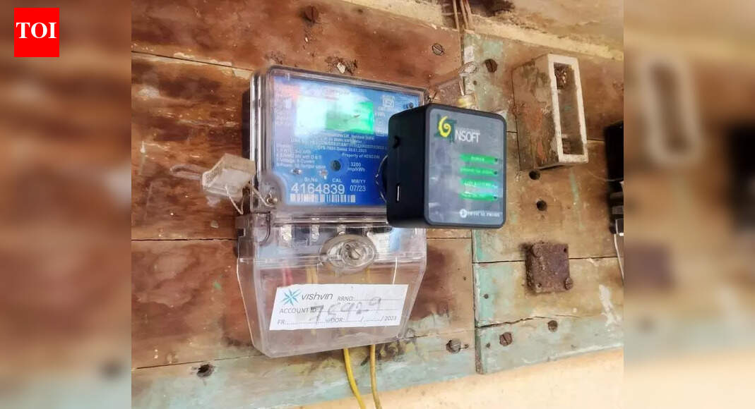 Hescom introduces automated meter reading device for billing | Hubballi ...