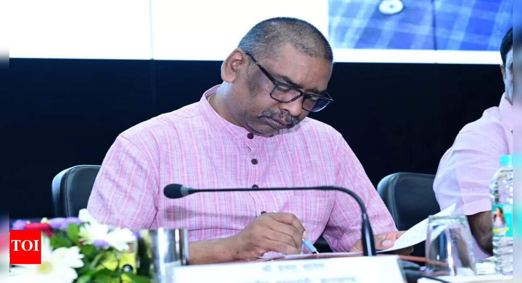 Talks are on for seat sharing in Bihar election, says Hemant Soren ...