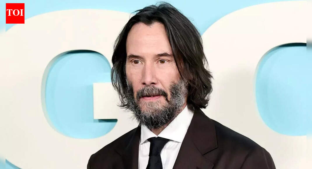 “The pain was.…”: Keanu Reeves leaves Travis and Jason Kelce stunned on ...