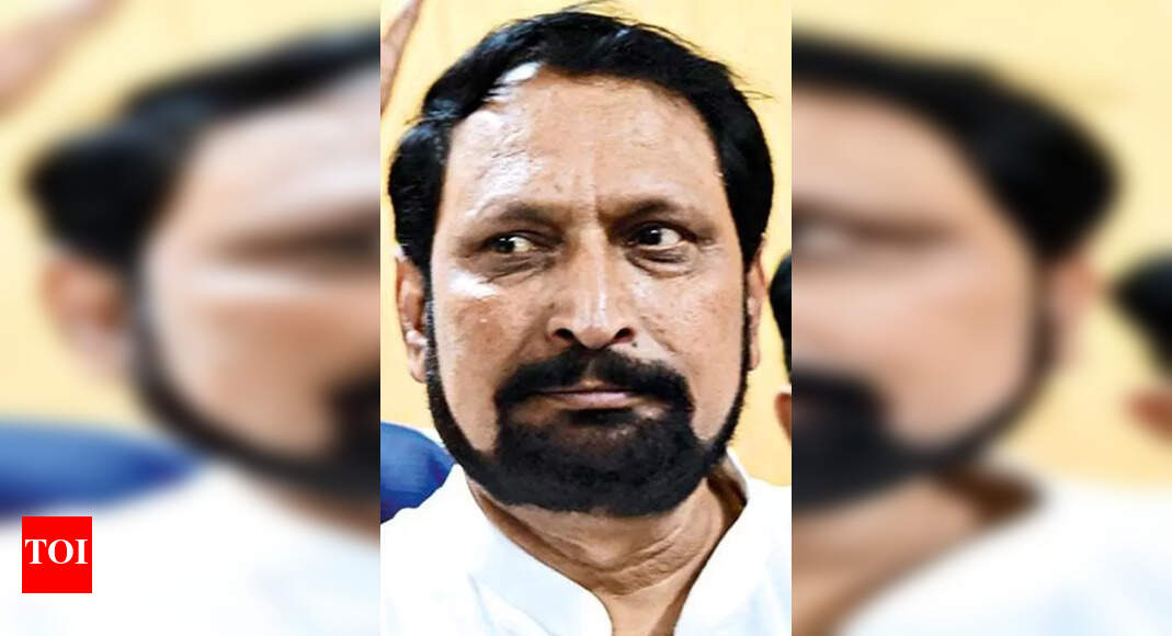 Laxman Savadi joins anti-Jarkiholi camp ahead of BDCC Bank election ...