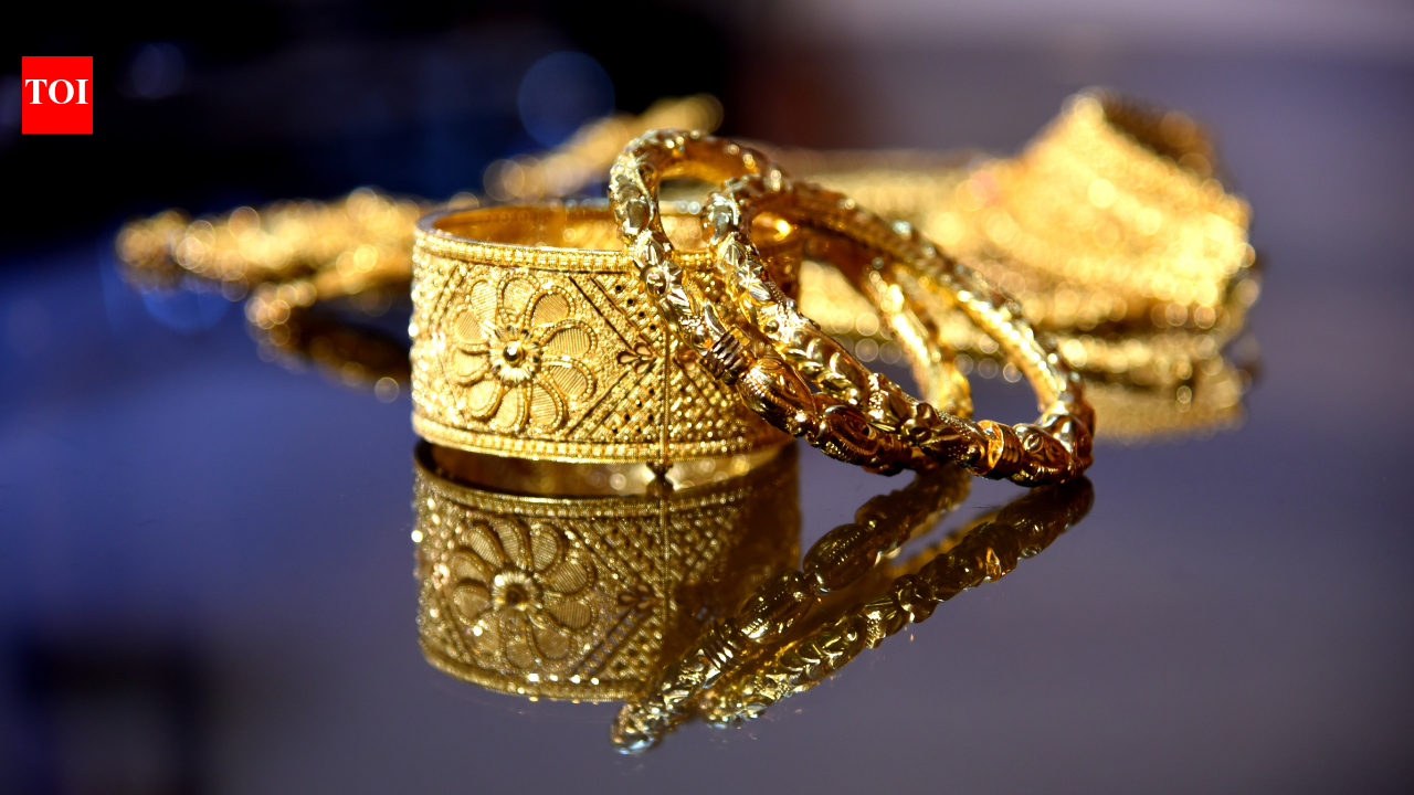 7 places around the world, where gold prices are less than in India