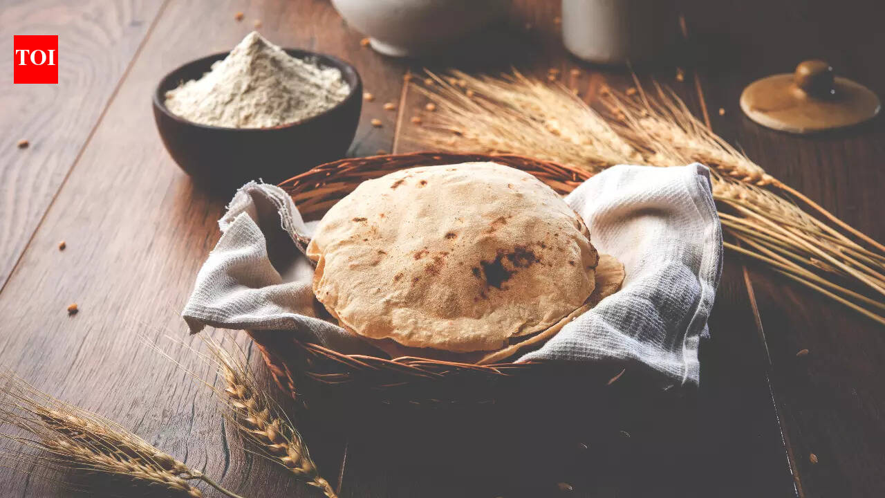 7 types of rotis, their digestion time, and the right weather to eat