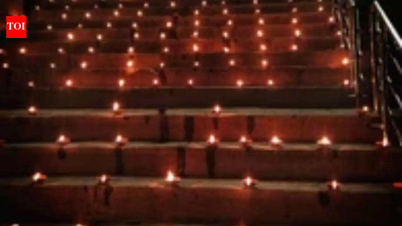 5 viral diya designs that were setup previously on Ayodhya and Banaras ...