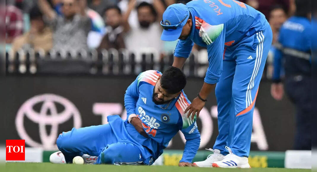Inside details of Shreyas Iyer’s injury: Cricketer still in ICU after ...