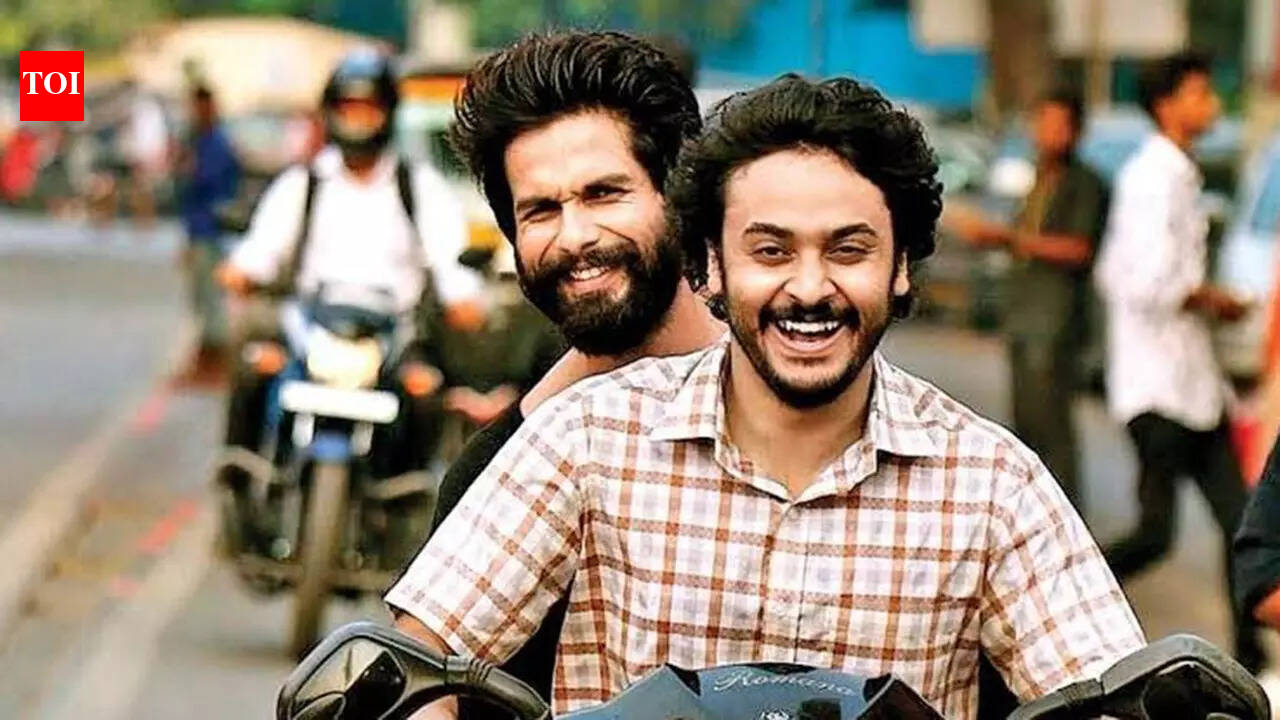 Iconic toxic best-friend duos in Bollywood that redefined friendship ...
