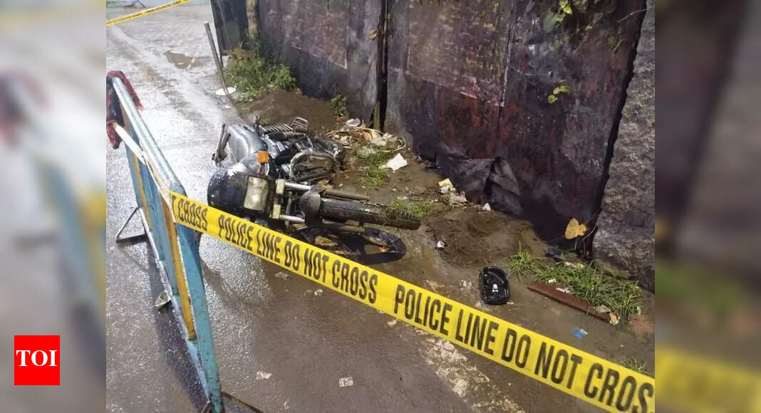 Kin of another Andekar murder case accused shot dead, 2 arrested & 2 ...