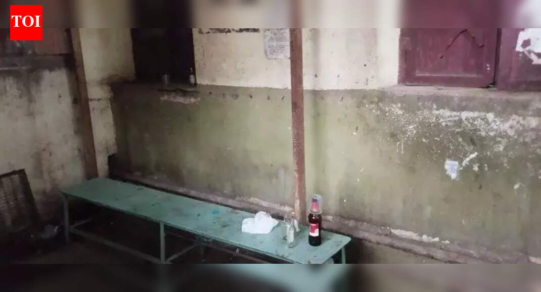 Vadapalani MTC depot turns bar after sunset, say commuters | Chennai ...
