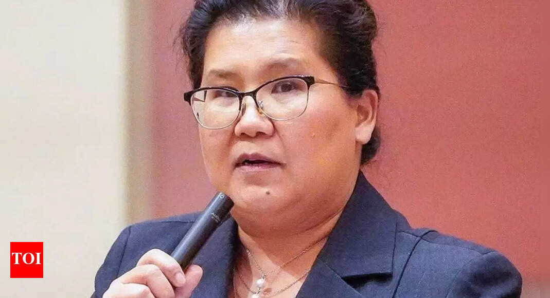 History in St. Paul: Kaohly Her ousts Carter, becomes city’s first ...