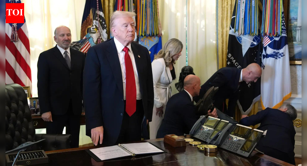 Watch: Trump's guest faints during White House event; netizens slam his ...