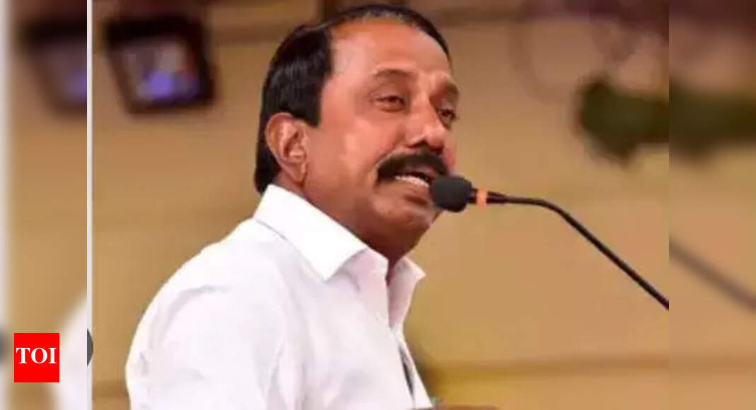 Sengottaiyan says BJP requested him to ‘unify’ AIADMK | Chennai News ...