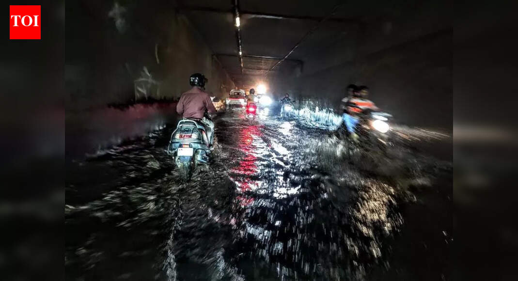 No Rain, Yet Old Manish Nagar RUB Waterlogged; Locals Fume, MahaMetro ...