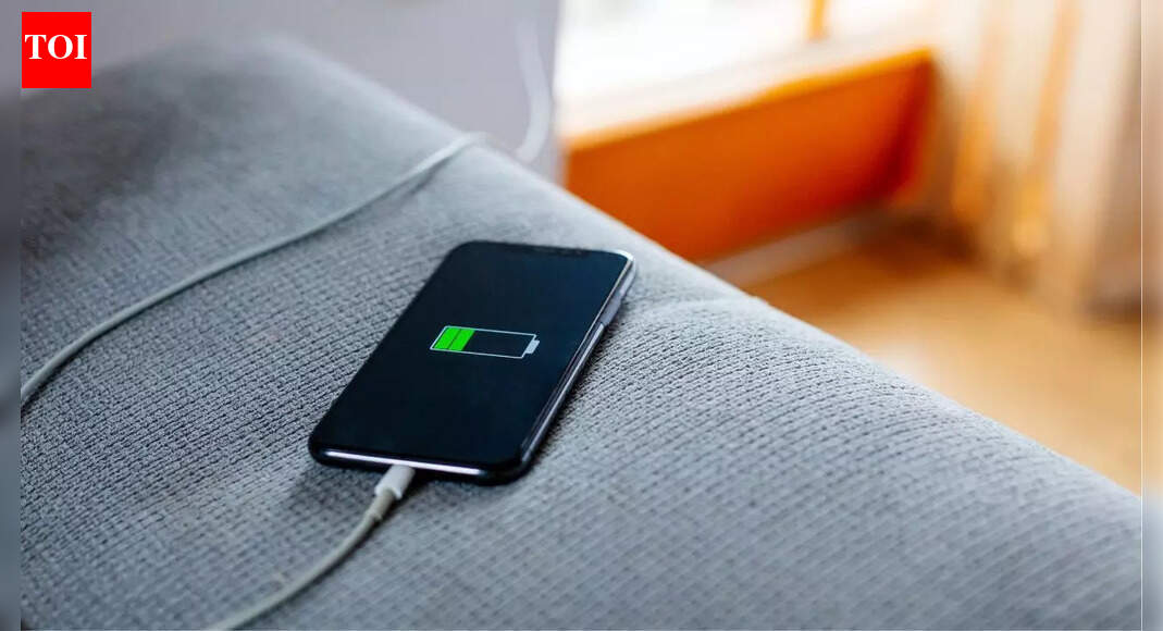 Phone calls on charging devices can spike EMF exposure 15 times and ...