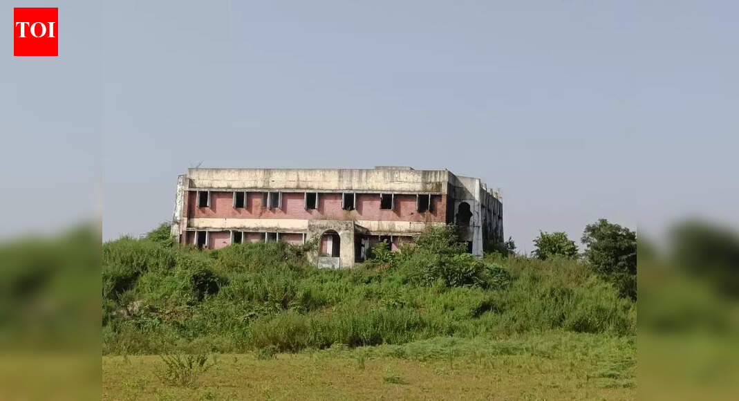 Once a lifesaver, Godhra TB Hospital gasping for life | Vadodara News ...