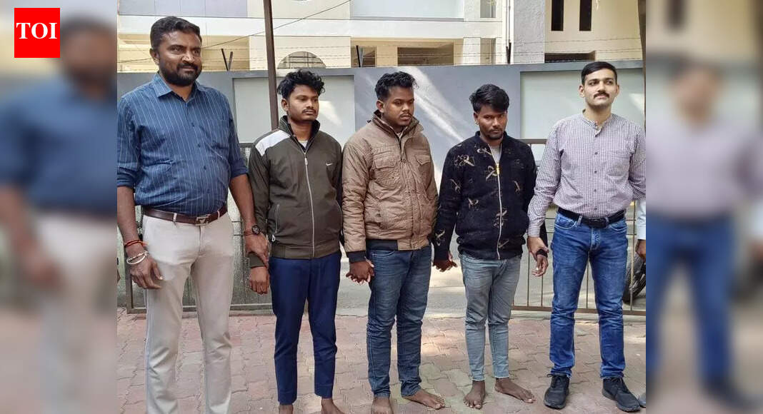 Surat cops bust Jamtara gang behind 1cr RTO-challan fraud | Surat News ...