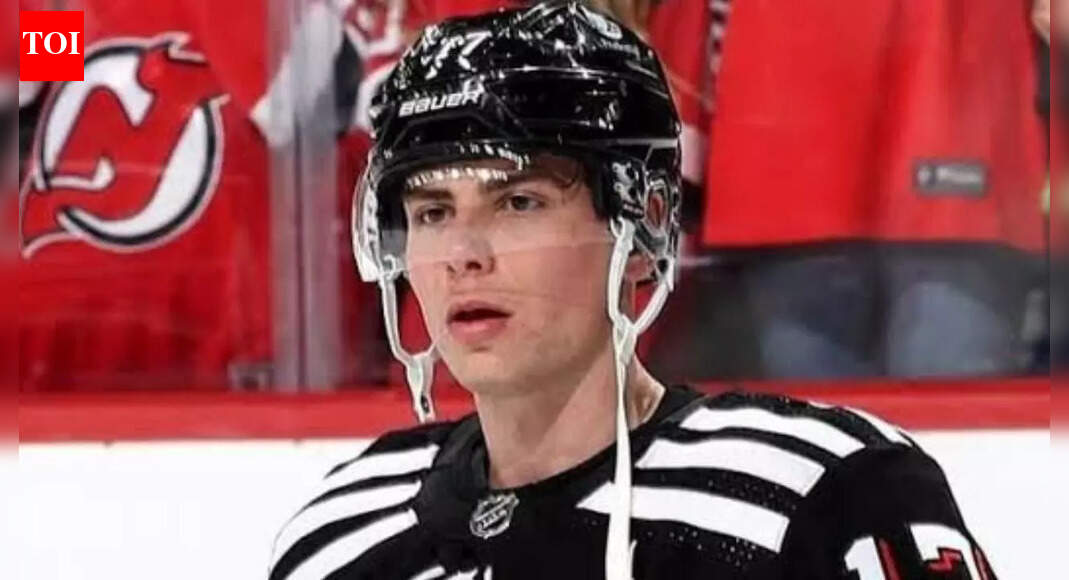 Simon Nemec net worth in 2025: Inside the NHL star’s career ...