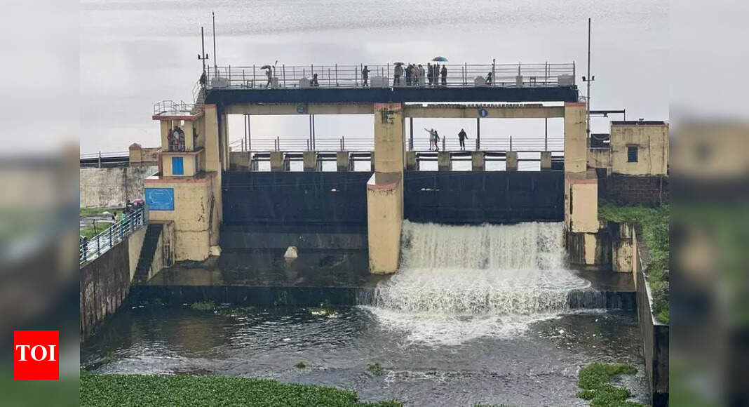 Outflow from city reservoirs increased to prevent flooding in low-lying ...